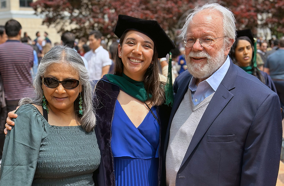 Maya Muenzer - The Explorers